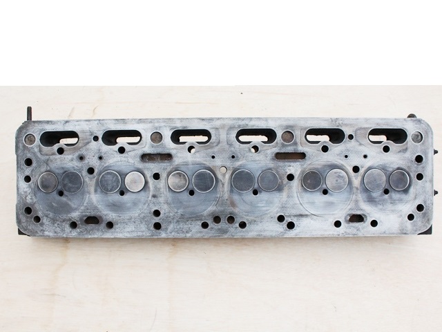 HKJ2166 - Leyland 6/98 cylinder head | Tractor Spare Parts